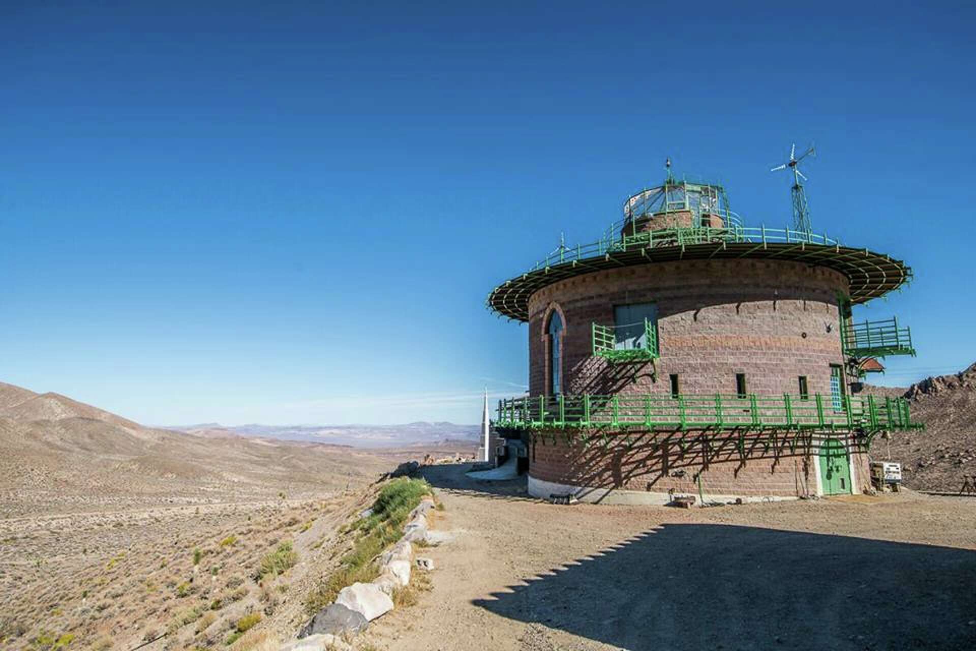 Fortress with 16-inch-thick walls in Nevada desert asking $950K: 'It's ...