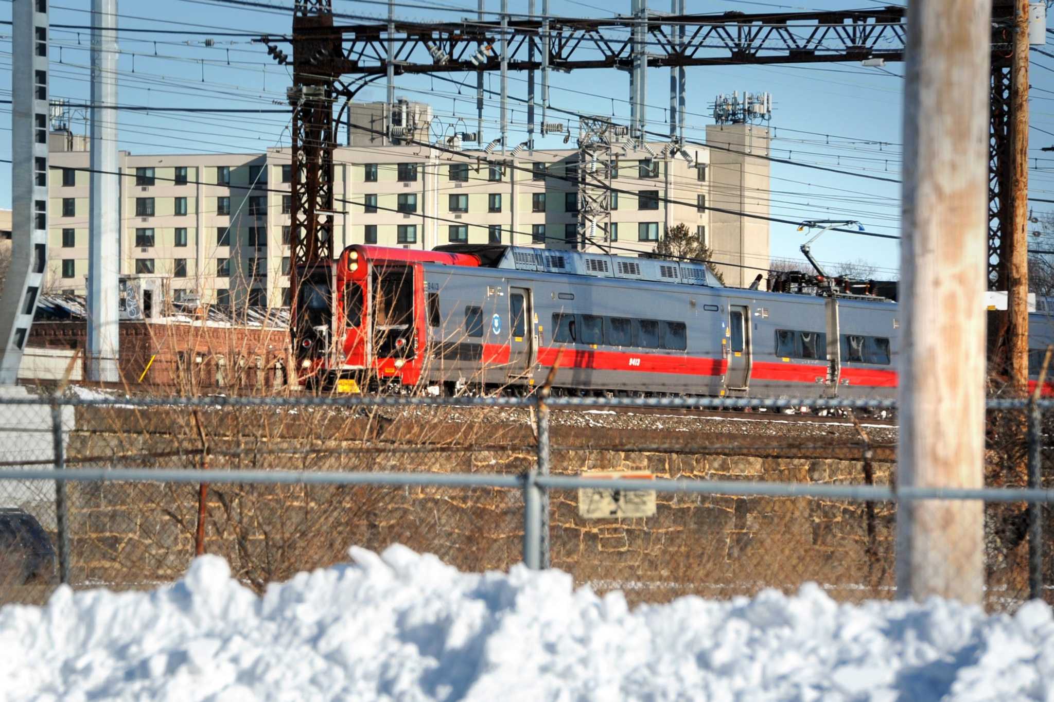 Train station hazards, grieving family seeks justice, statewide bag ban ...