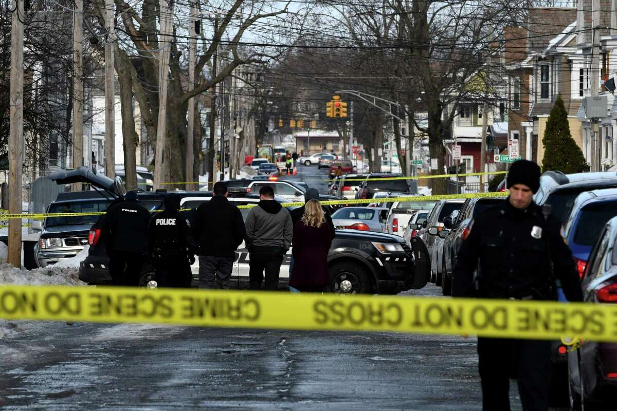 Man, 38, killed in Schenectady shooting