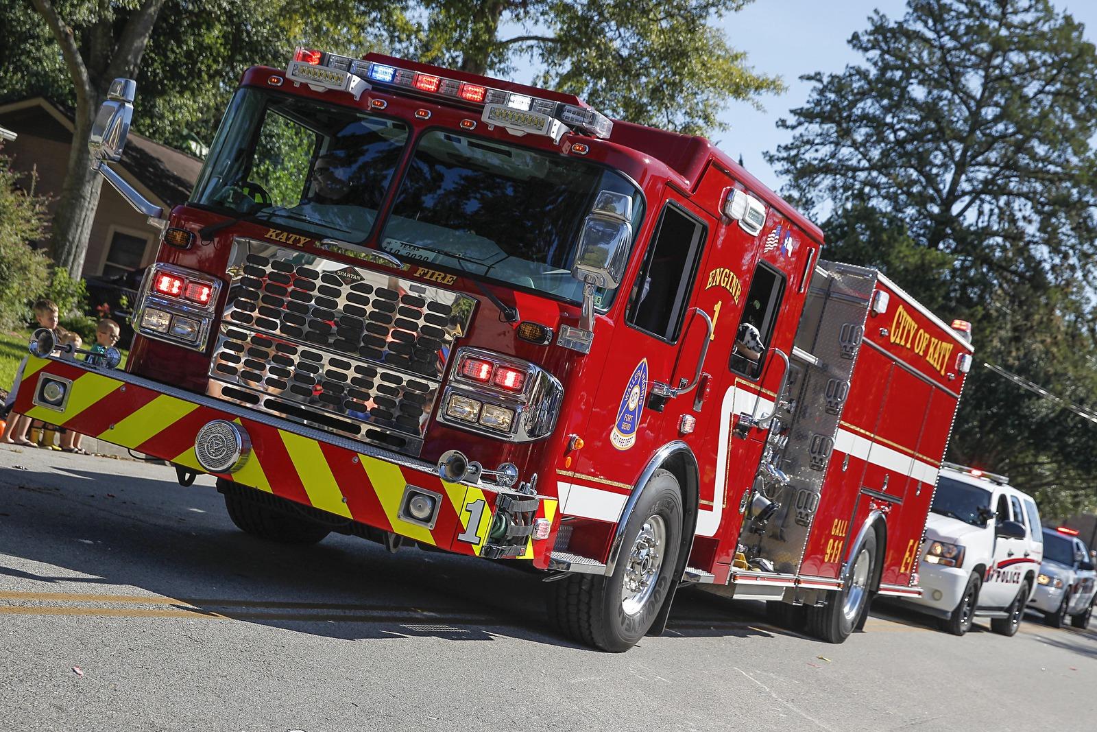 Fire Department Aerial Ladder Trucks