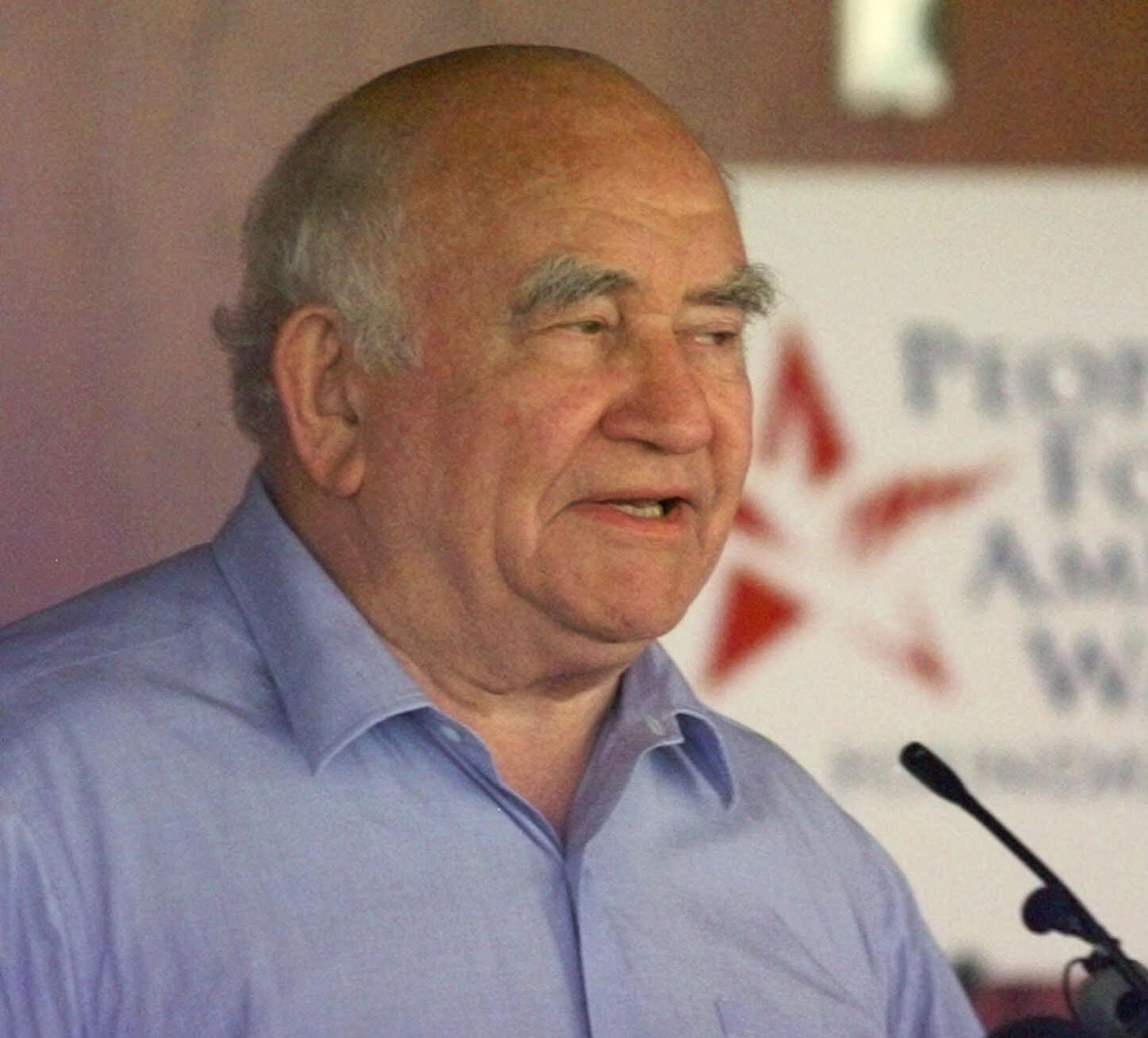Ed Asner brings ‘God Help Us!’ to Palace Danbury