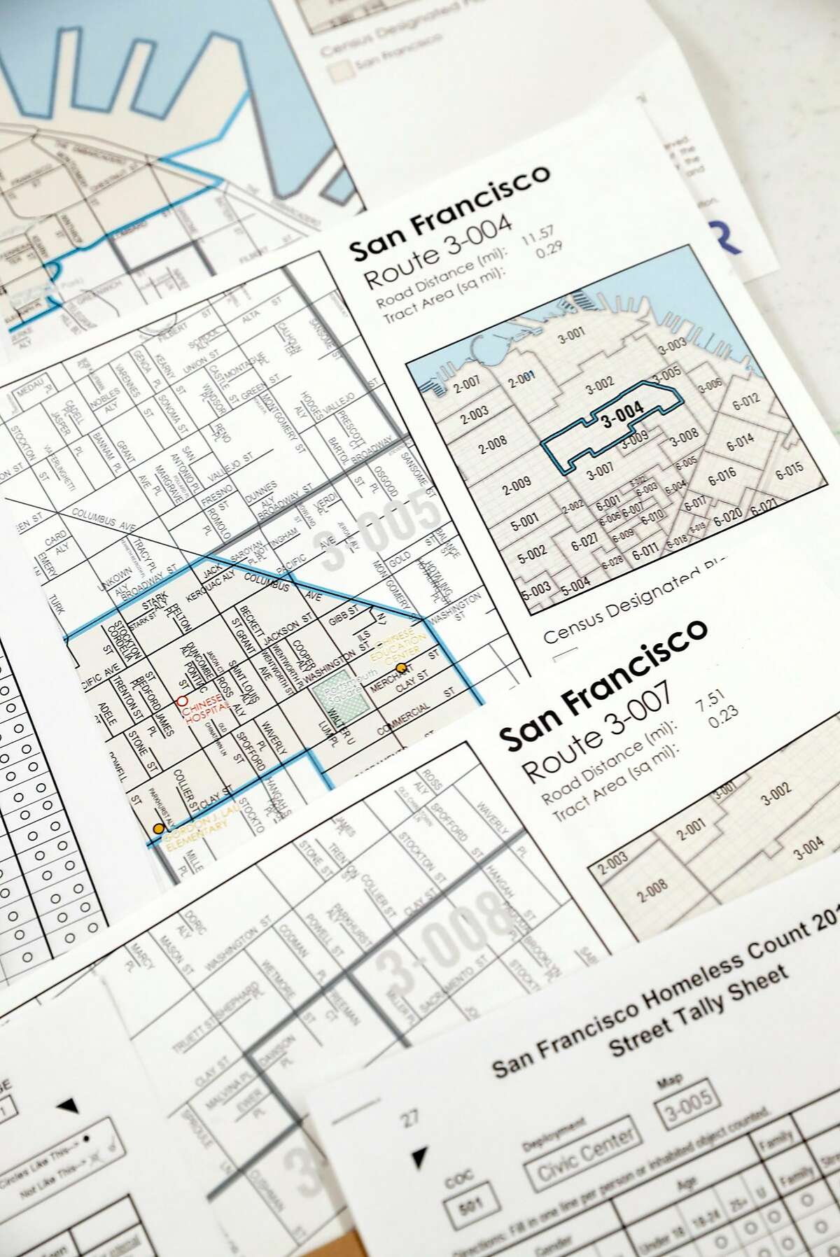 Hundreds fan out across SF to do biennial homeless count