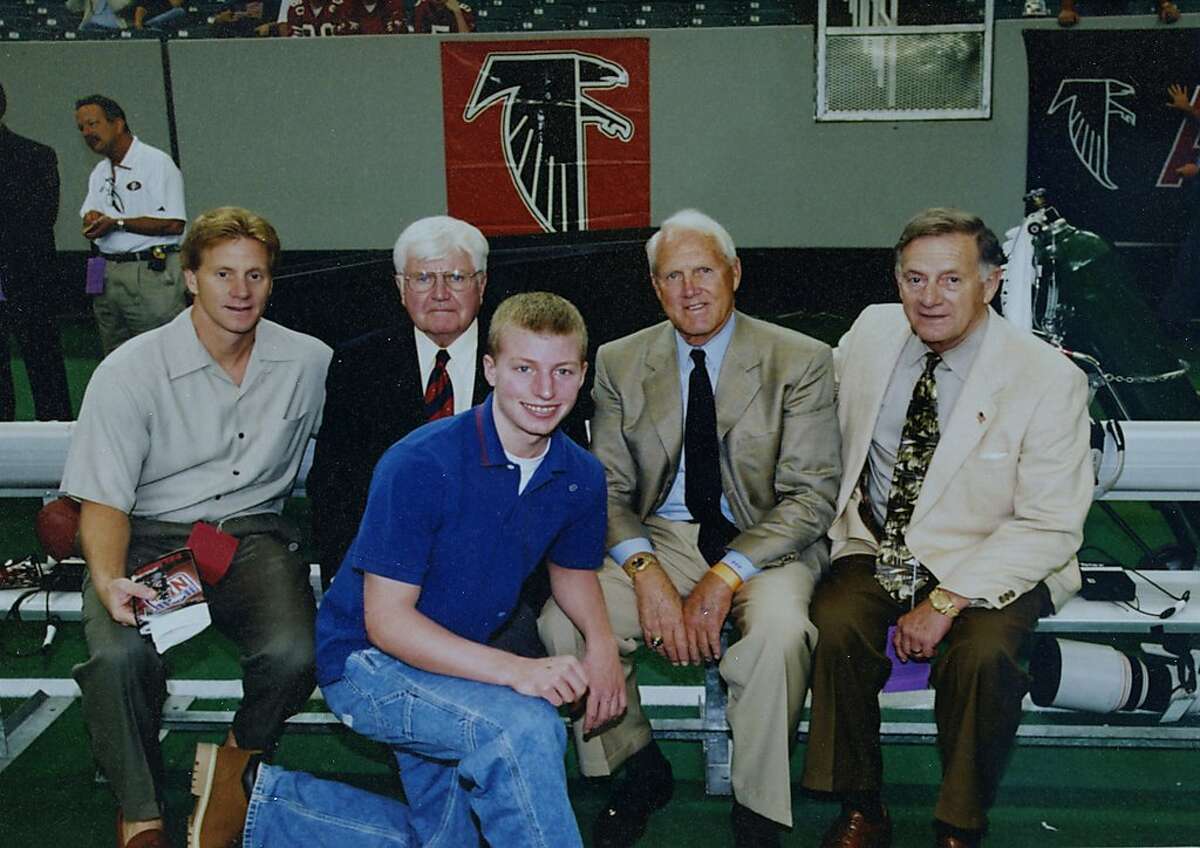 Rams head coach Sean McVay has family ties to 49ers’ dynasty