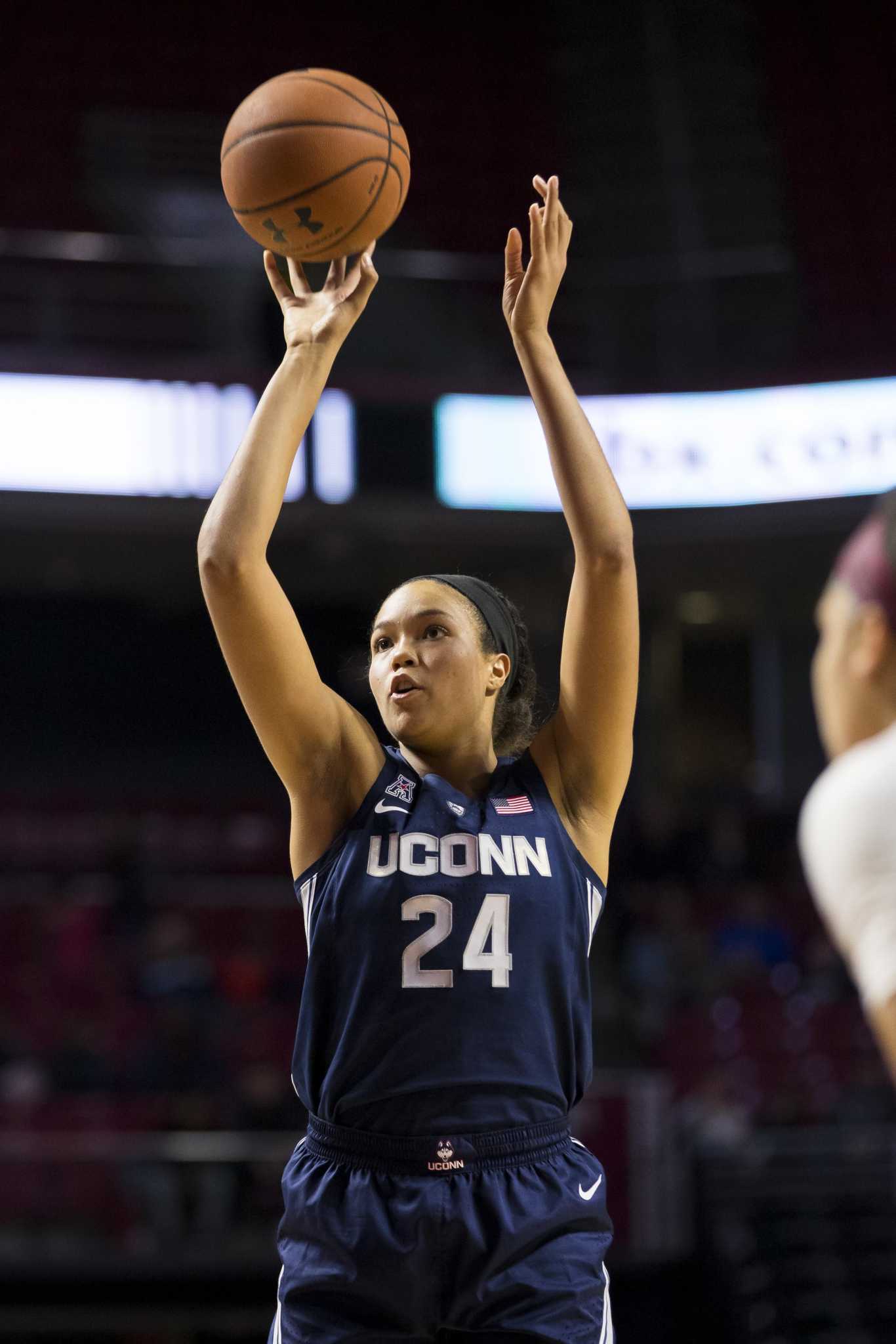 Women’s basketball gameday: UCF at No. 3 UConn