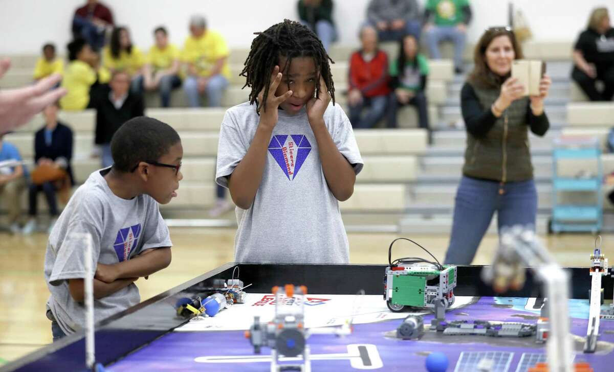 Robotics teams rise to the challenge at Houston competition