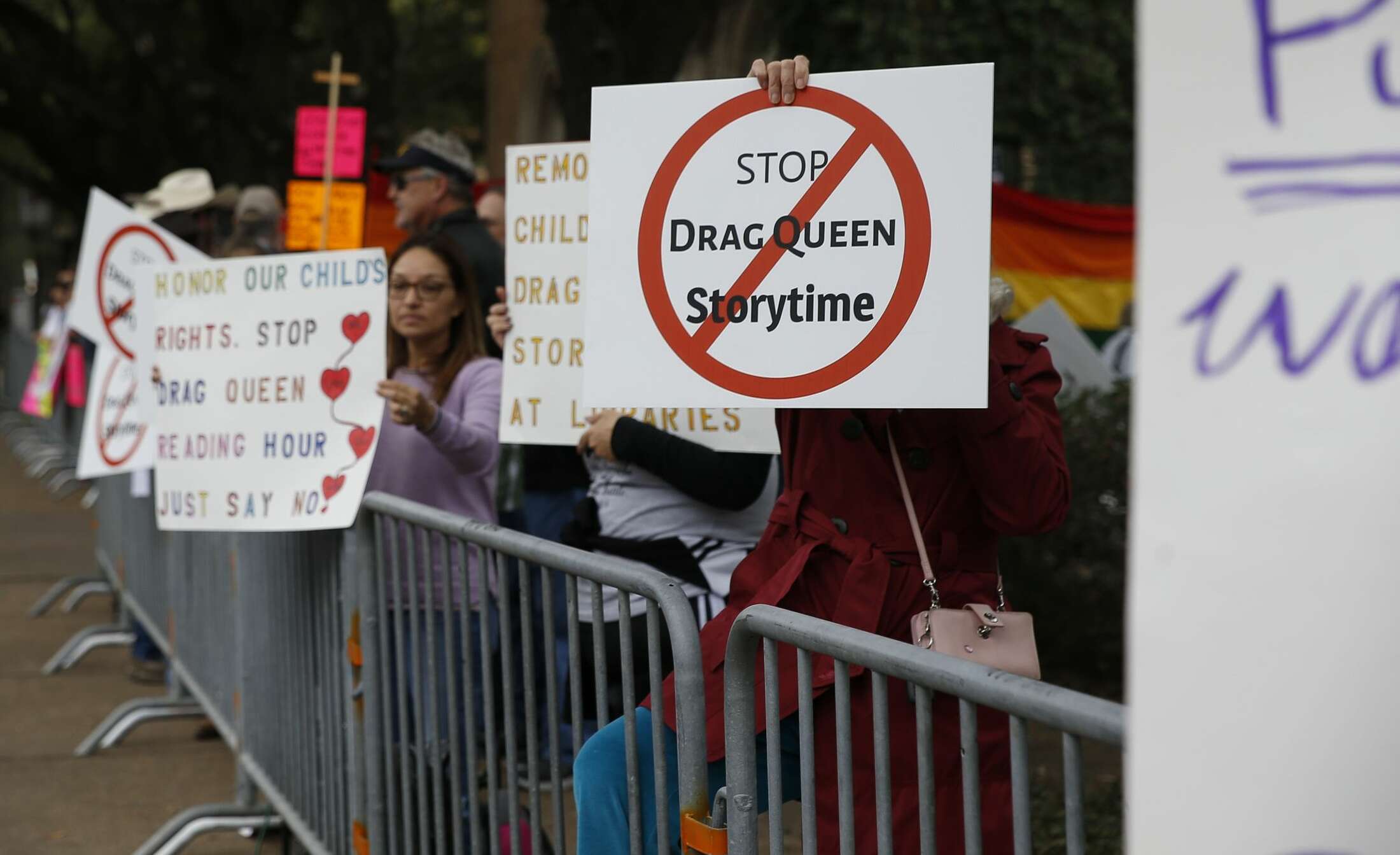 Houston Library apologizes after registered sex offender participated ...