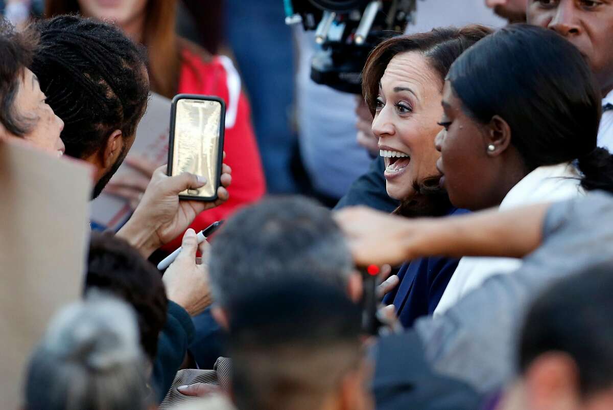 Kamala Harris returns home to Oakland to make presidential pitch