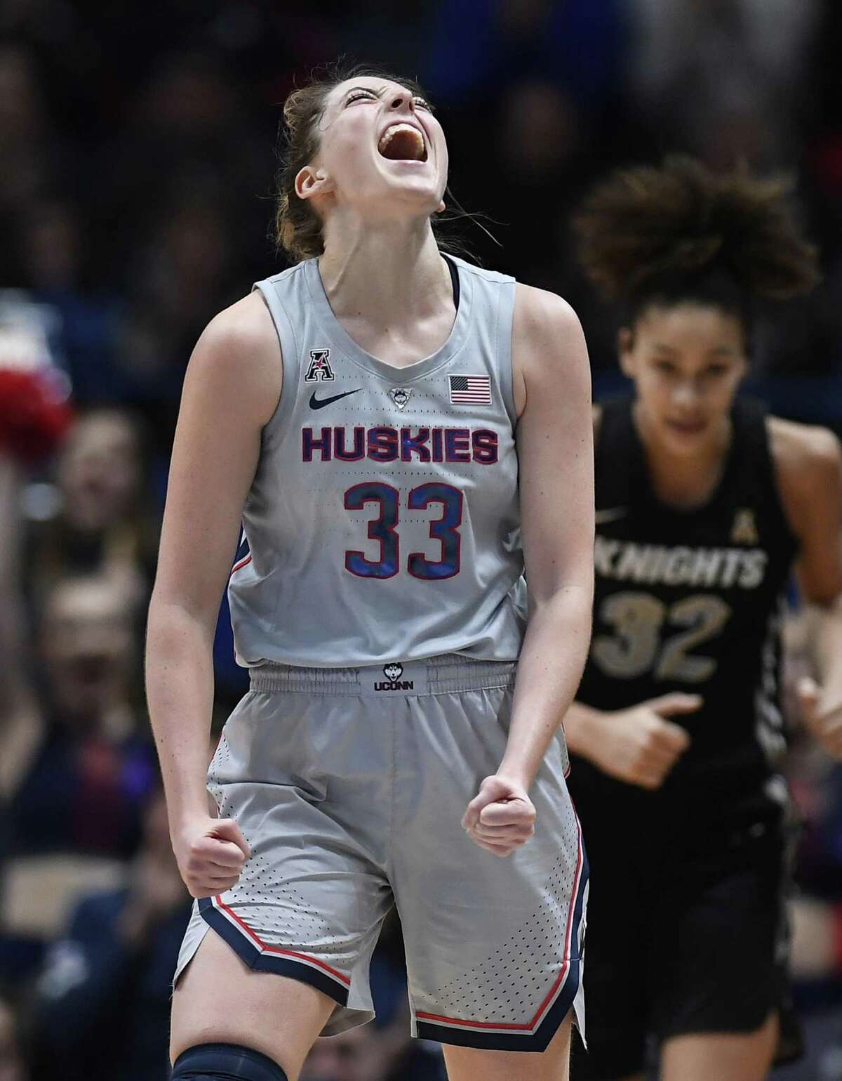UConn women dial up the intensity in rout of UCF