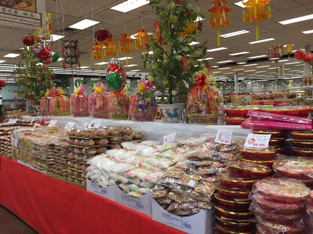 Take an international food tour at these 16 ethnic grocery stores in ...