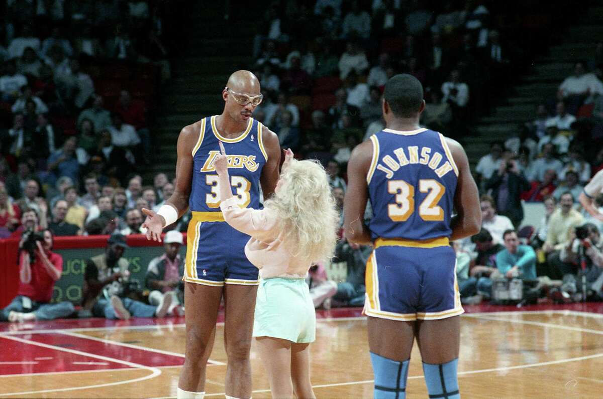 Travolta, Morganna and more: Houston as it was 30 years ago this month