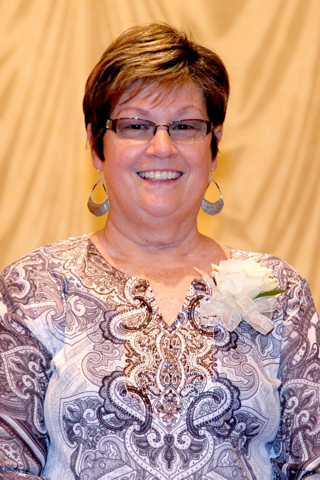 Pasadena ISD names school library for late teacher who ‘lived reading’