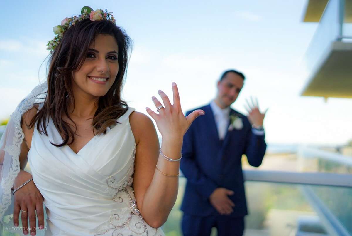 KENS-5 anchor shares details on intimate beach wedding