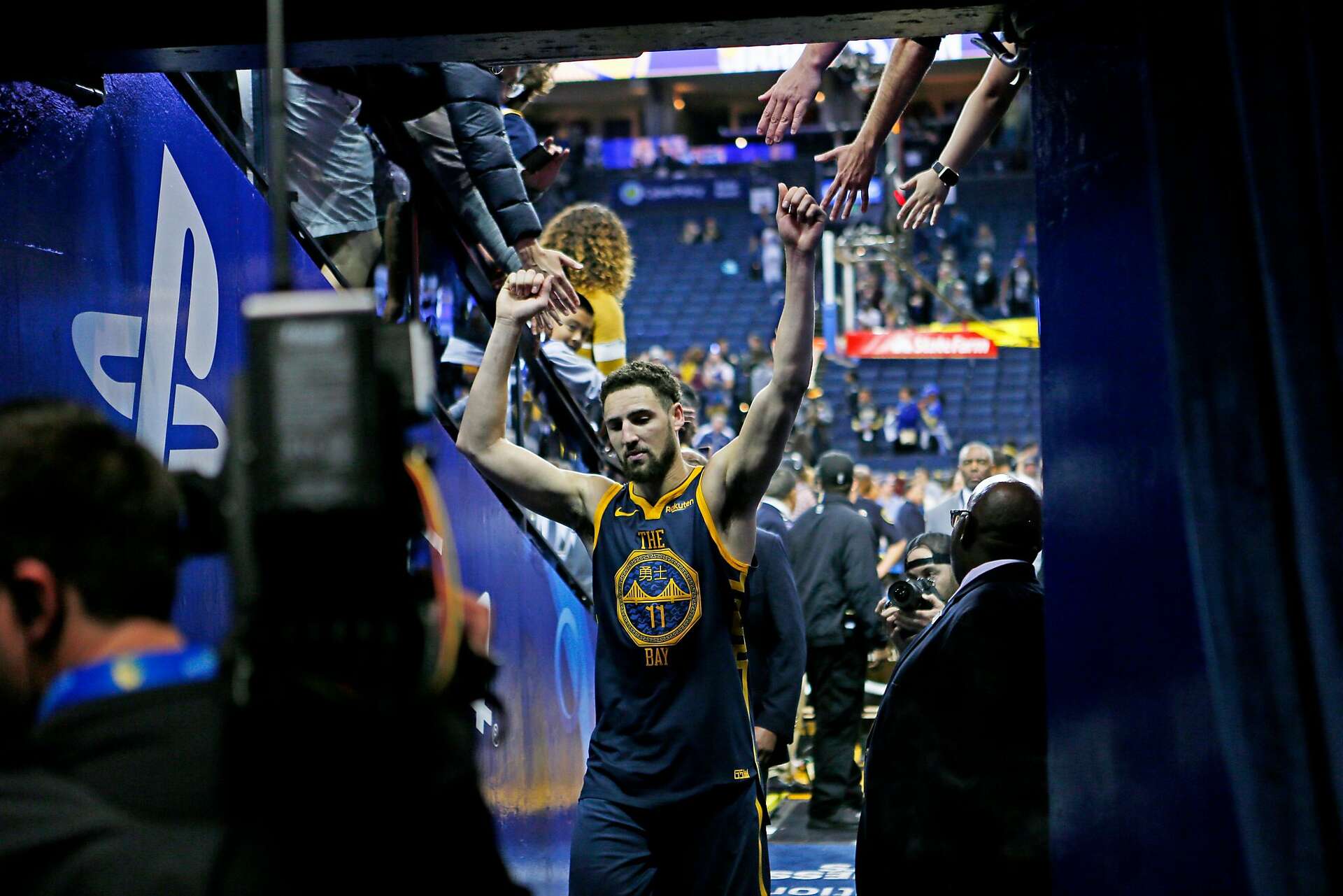 What Klay Thompson’s dunking spree says about him and the Warriors