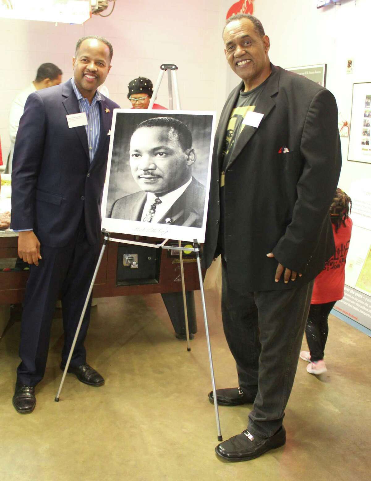 Protesters rally against Fort Bend ISD’s plans to move skeletal remains ...