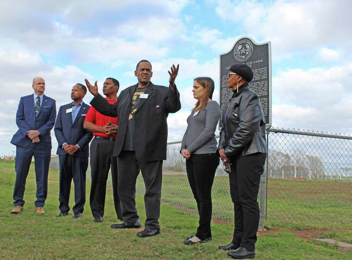 Protesters rally against Fort Bend ISD’s plans to move skeletal remains ...