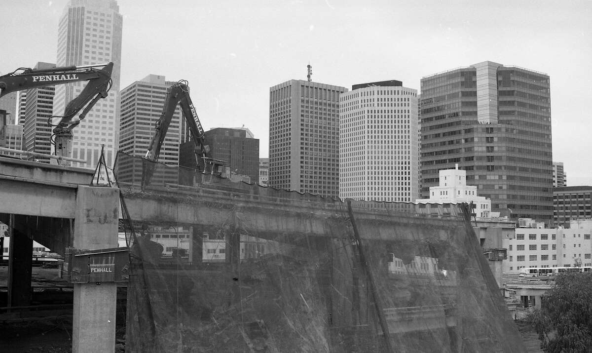 SF’s ‘foolish freeway’: The battle to tear down the Embarcadero Freeway