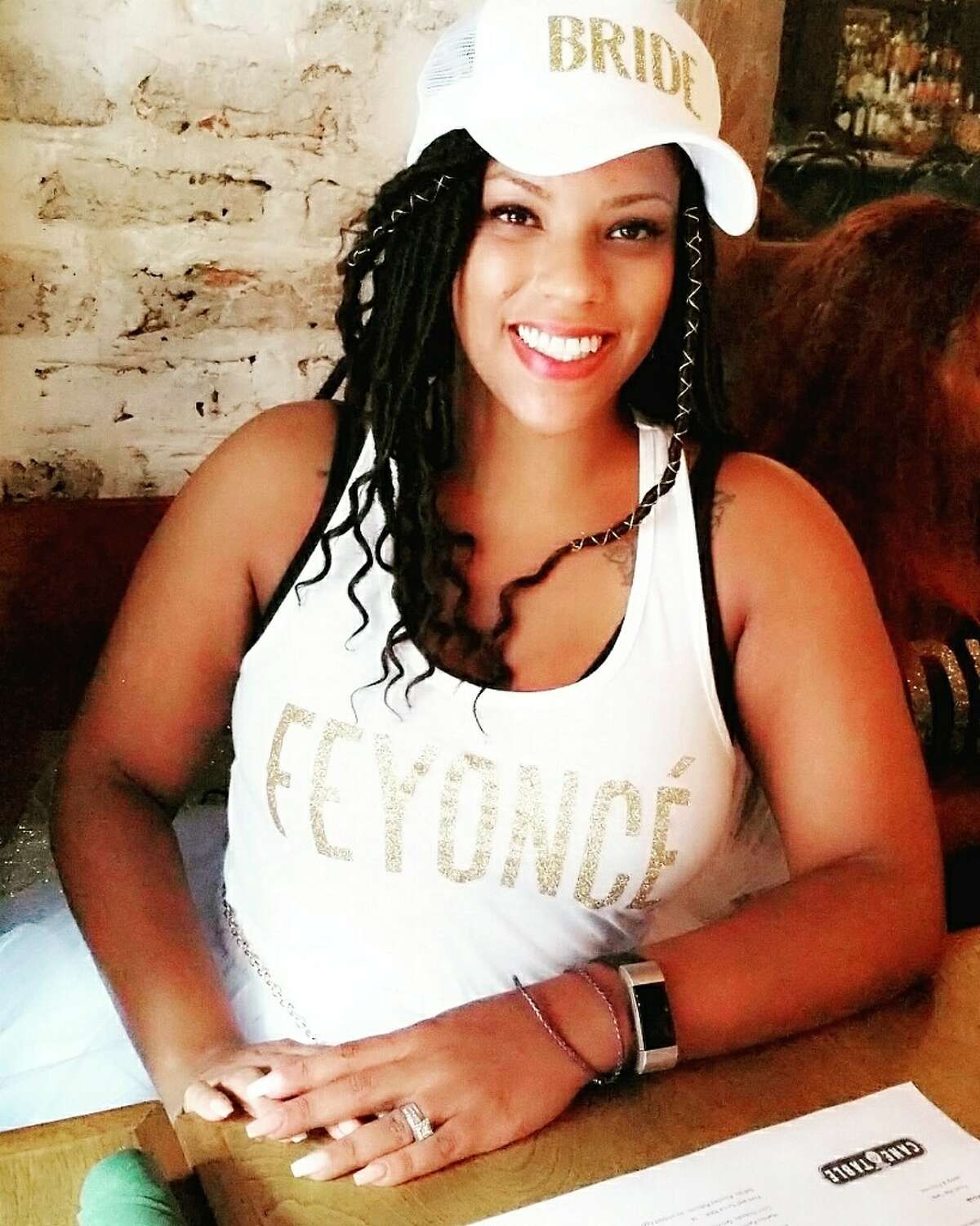 Meghan Markle makeover: Houston doctor gives two women plastic surgery ...