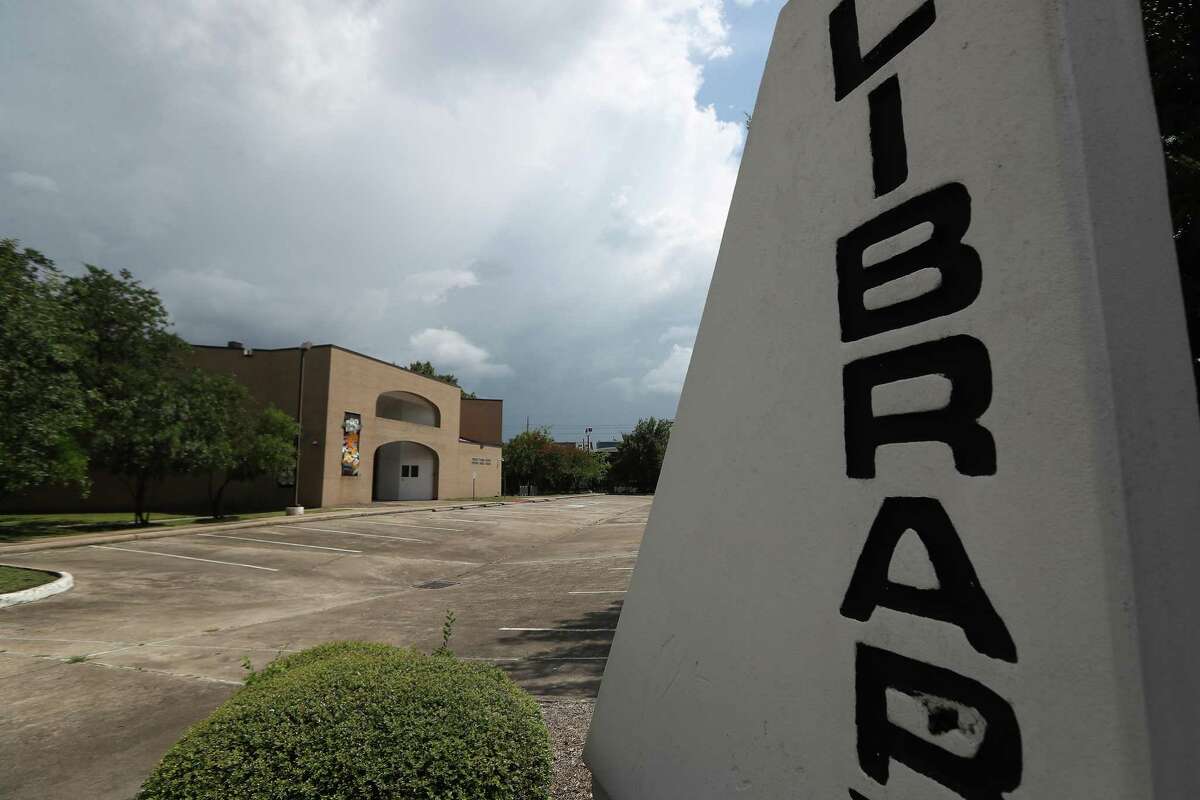 Flores library gets $880K United Arab Emirates grant for repairs