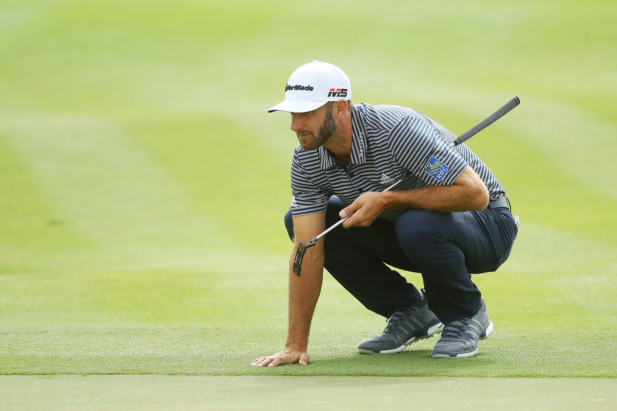 How will Pebble Beach greet Dustin Johnson after playing boycotted tourney?