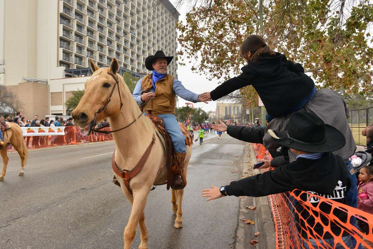 Western Heritage Parade and Cattle Drive kicks off San Antonio Stock ...