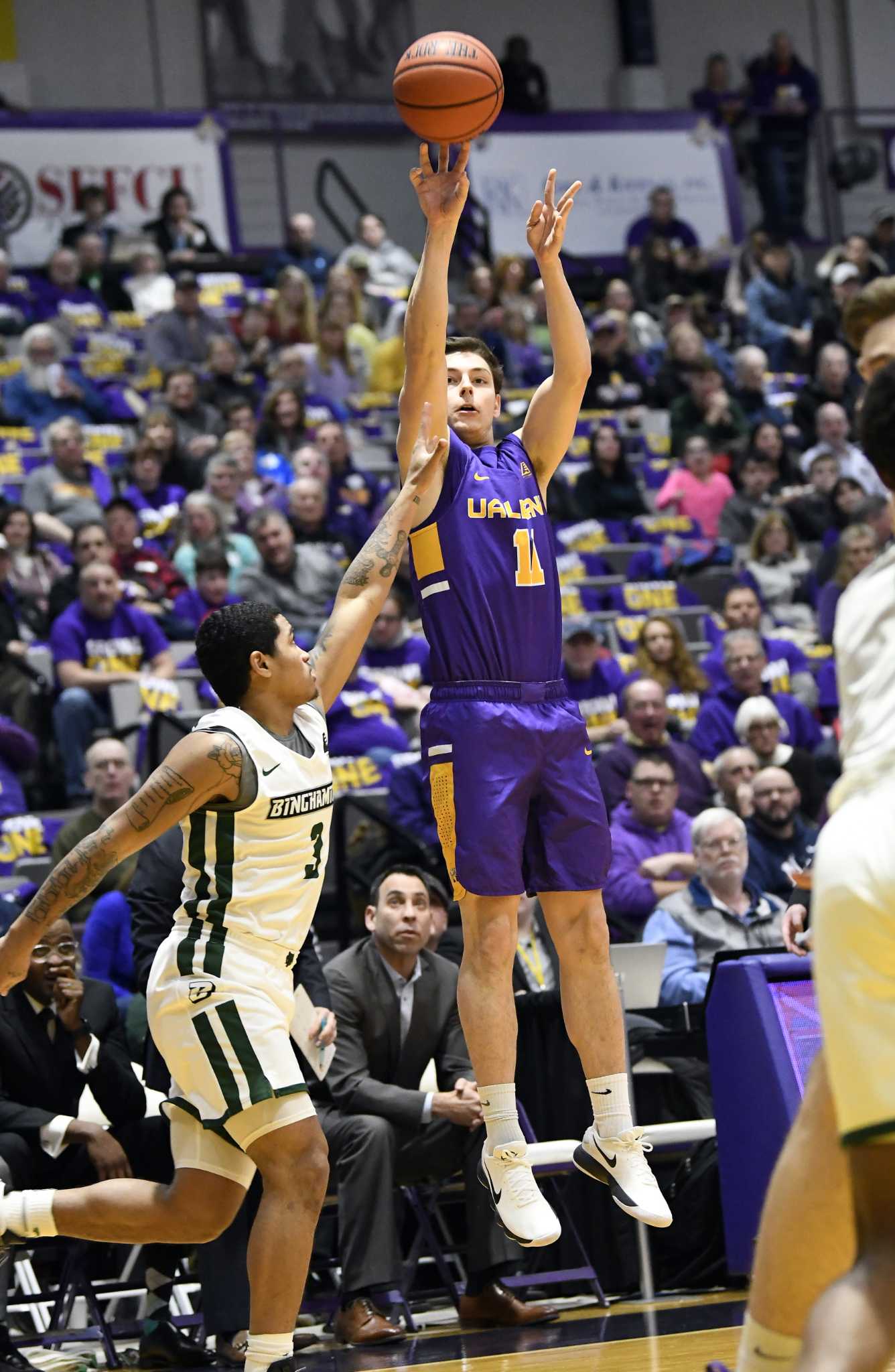 Cameron Healy ties school record as UAlbany wins third straight
