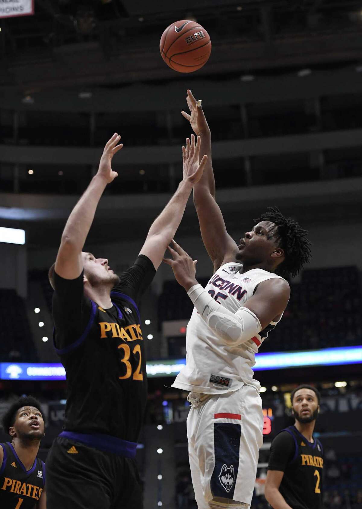 Josh Carlton posts career day as UConn rolls over ECU, despite Jalen ...