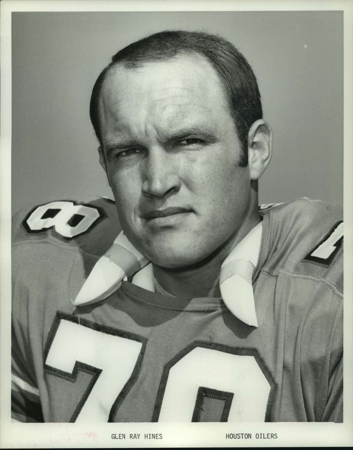 Former Oilers lineman Glen Ray Hines dead at 75