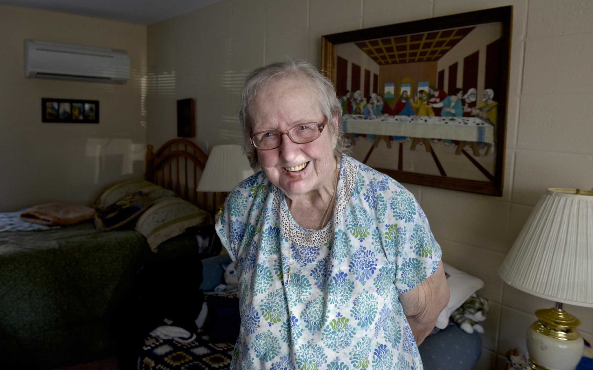 84 year old Danbury Woman Earns GED Certificate