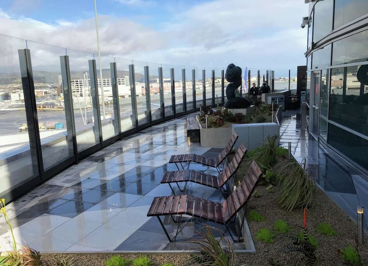 SFO unveils dramatic outdoor observation deck [PHOTOS]