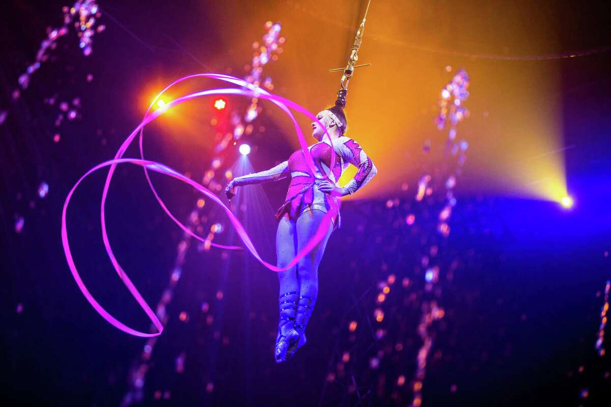 Italian water circus Cirque Italia returns to San Antonio