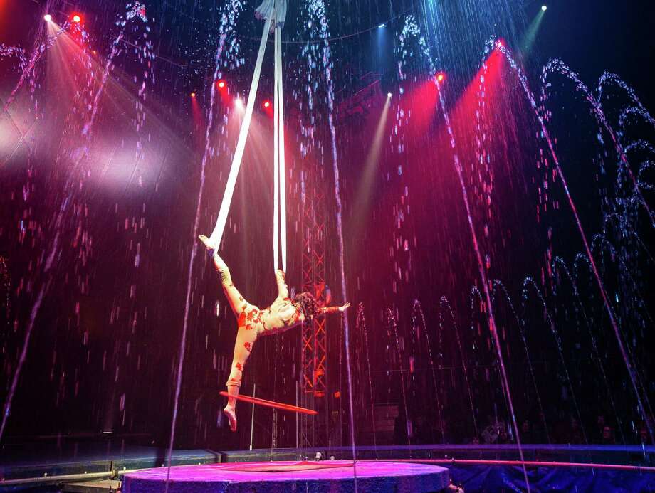 Italian water circus Cirque Italia returns to San Antonio - San Antonio ...