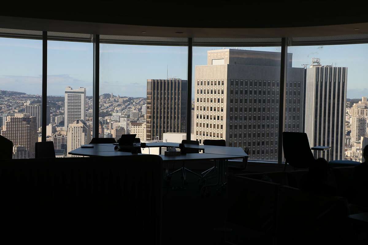 Salesforce Tower offers new tour dates to the public