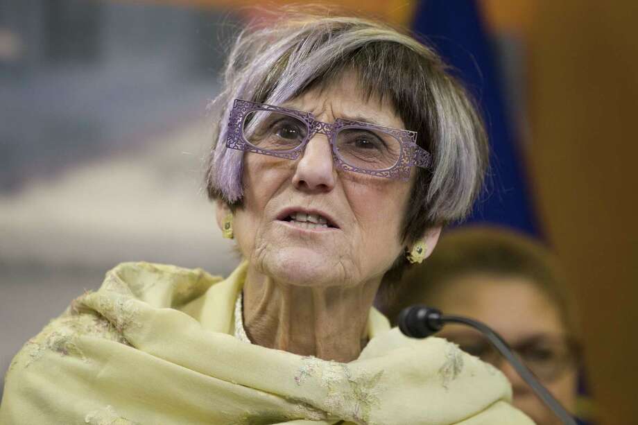 DeLauro uses new power to spark health care debate - Connecticut Post
