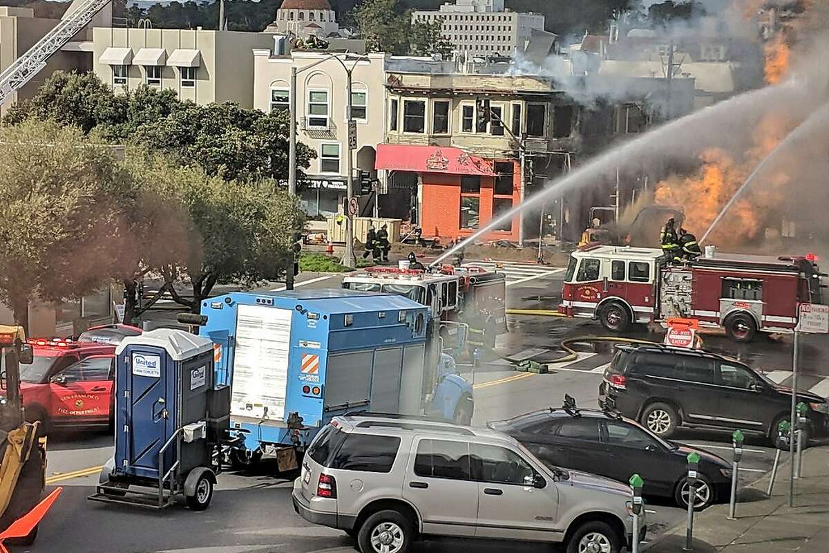 Gas line explosion in SF sends people running for lives - SFChronicle.com