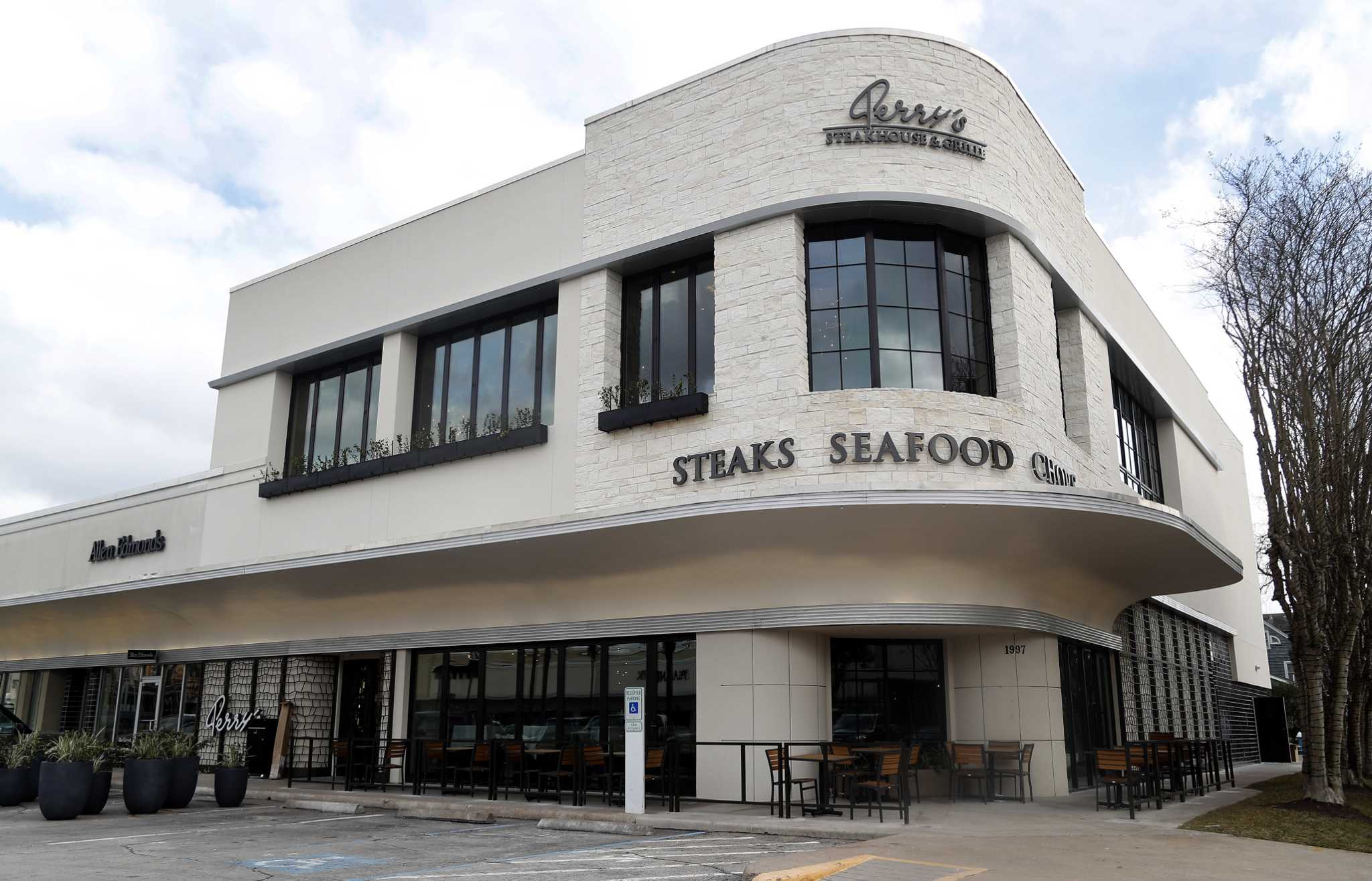 Perry's Steakhouse found liable after losing in federal court
