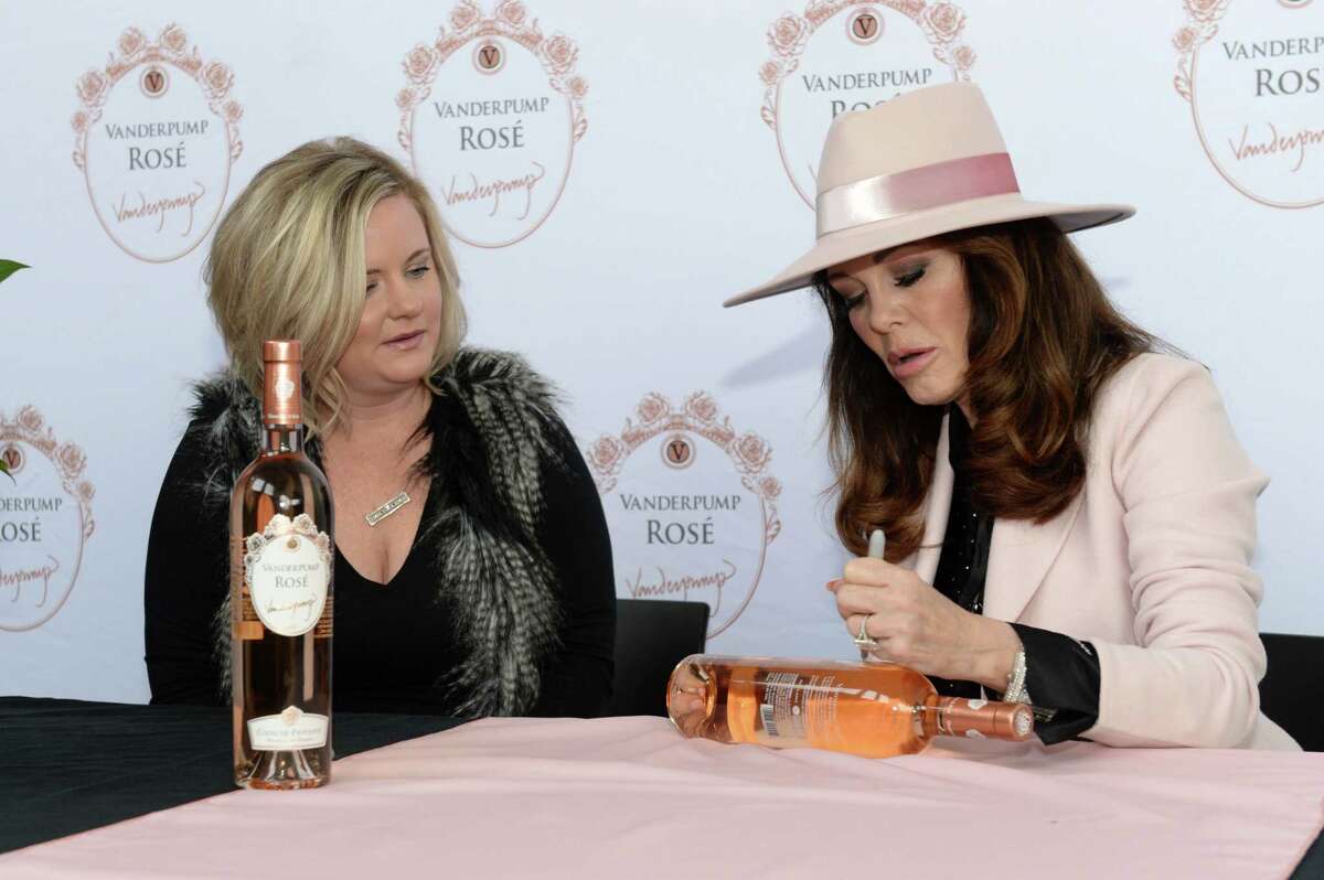 Reality show star Lisa Vanderpump dazzles Houston fans at H-E-B