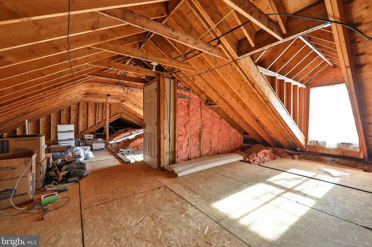 Stately Philadelphia home asking $750,000 gives a nod to 'Fifty Shades ...