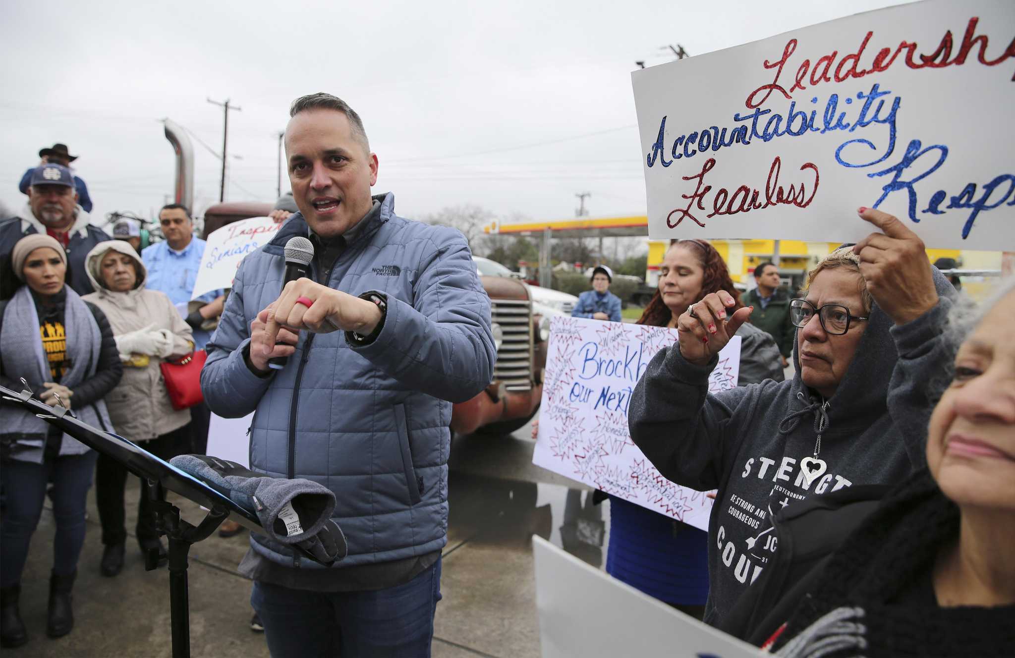 Brockhouse announces mayoral run