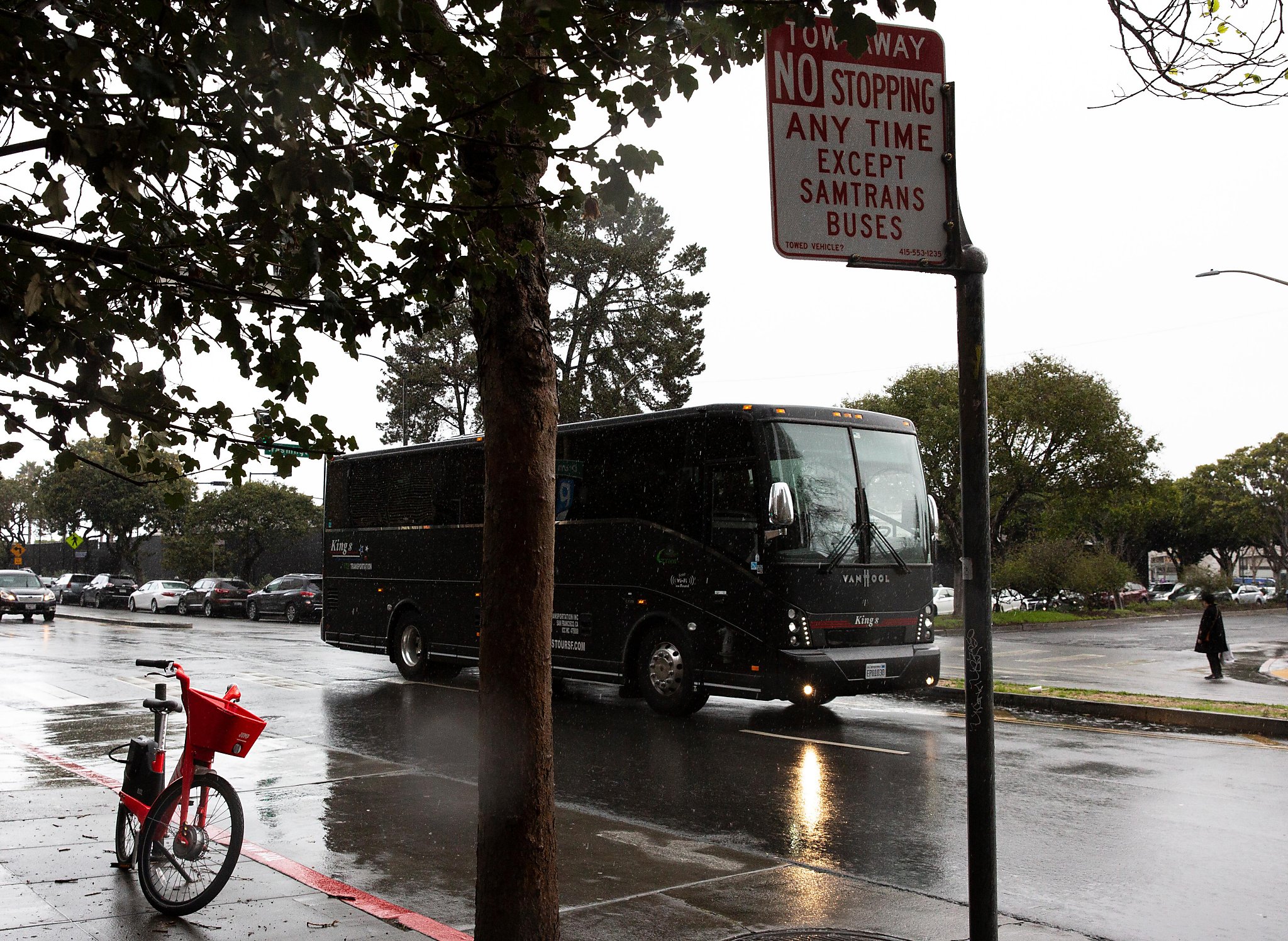 SamTrans buses need a place to park, so SF loses a dozen parking spaces