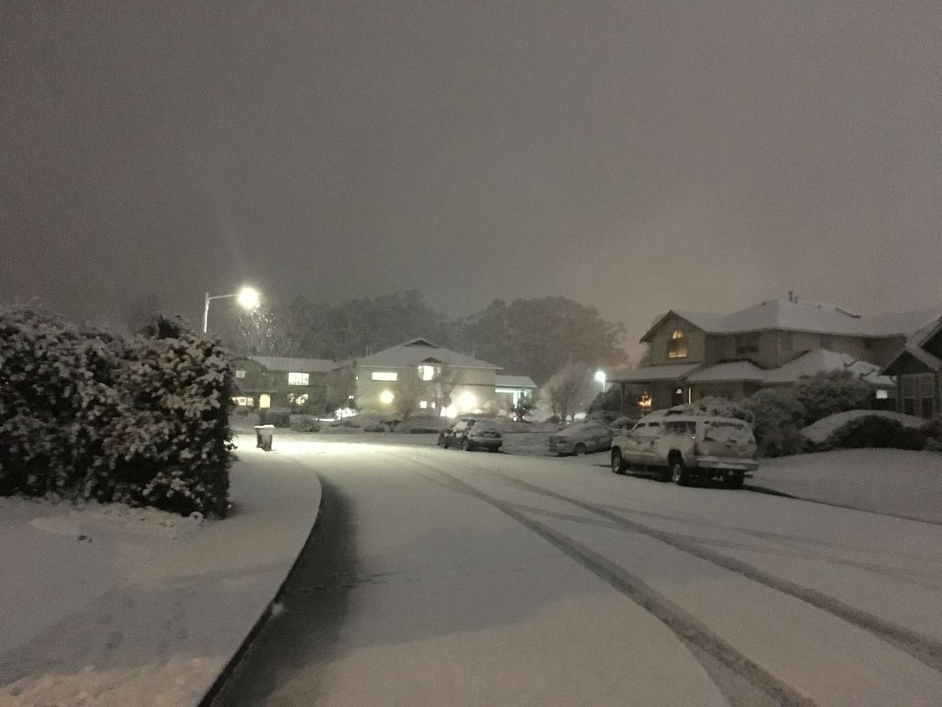 Snow falls at sea level in Northern California, beaches in Humboldt Co ...