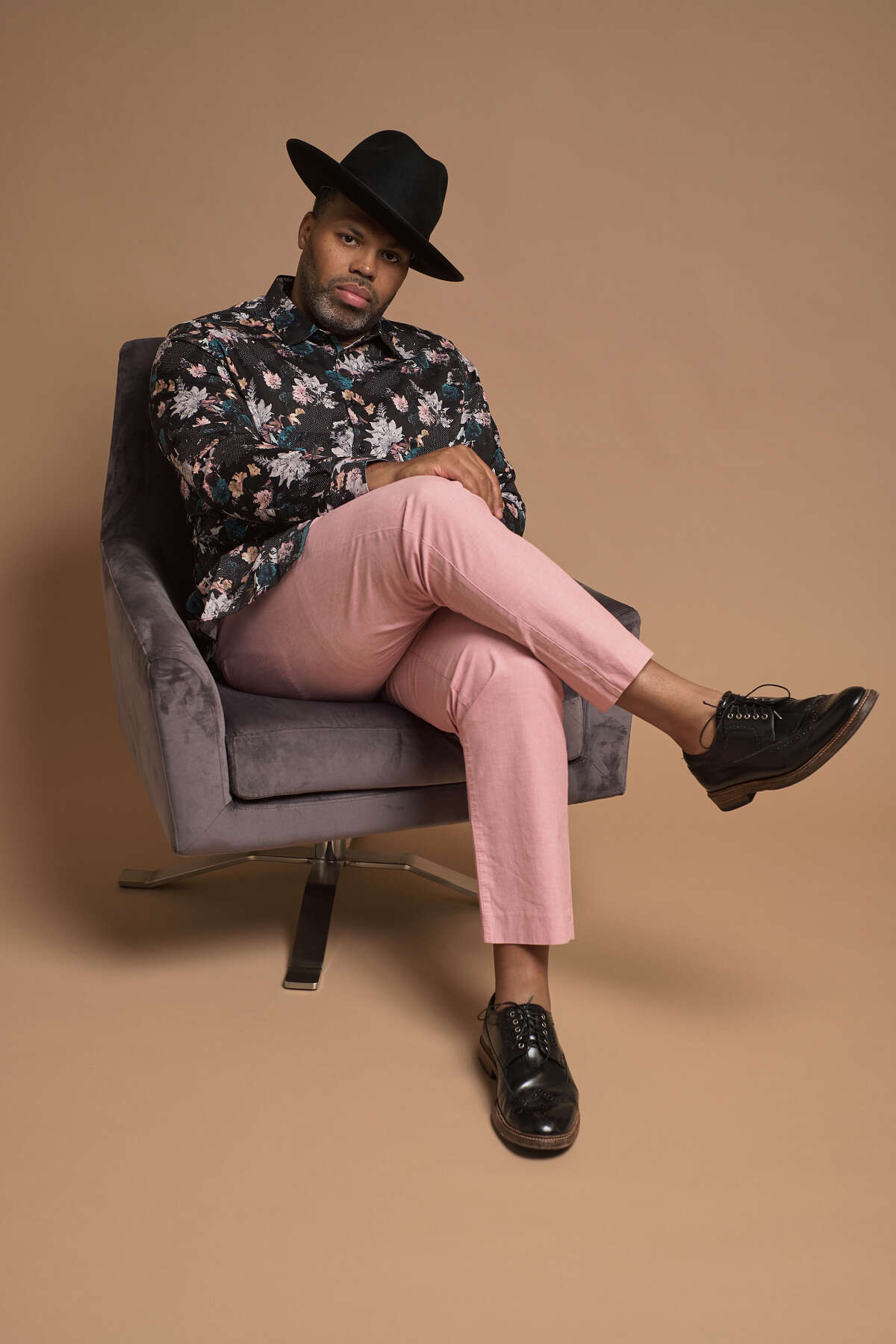 R&B singer Eric Roberson involves fans in his ‘process’