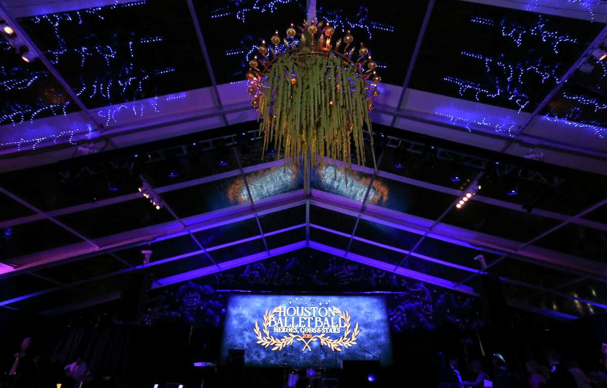 Starry Houston Ballet Ball dances into a record-breaking $1.6 million ...