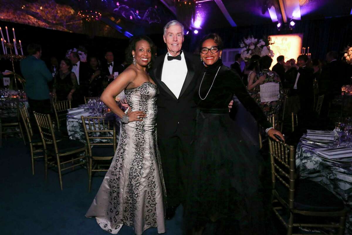 Starry Houston Ballet Ball dances into a record-breaking $1.6 million ...