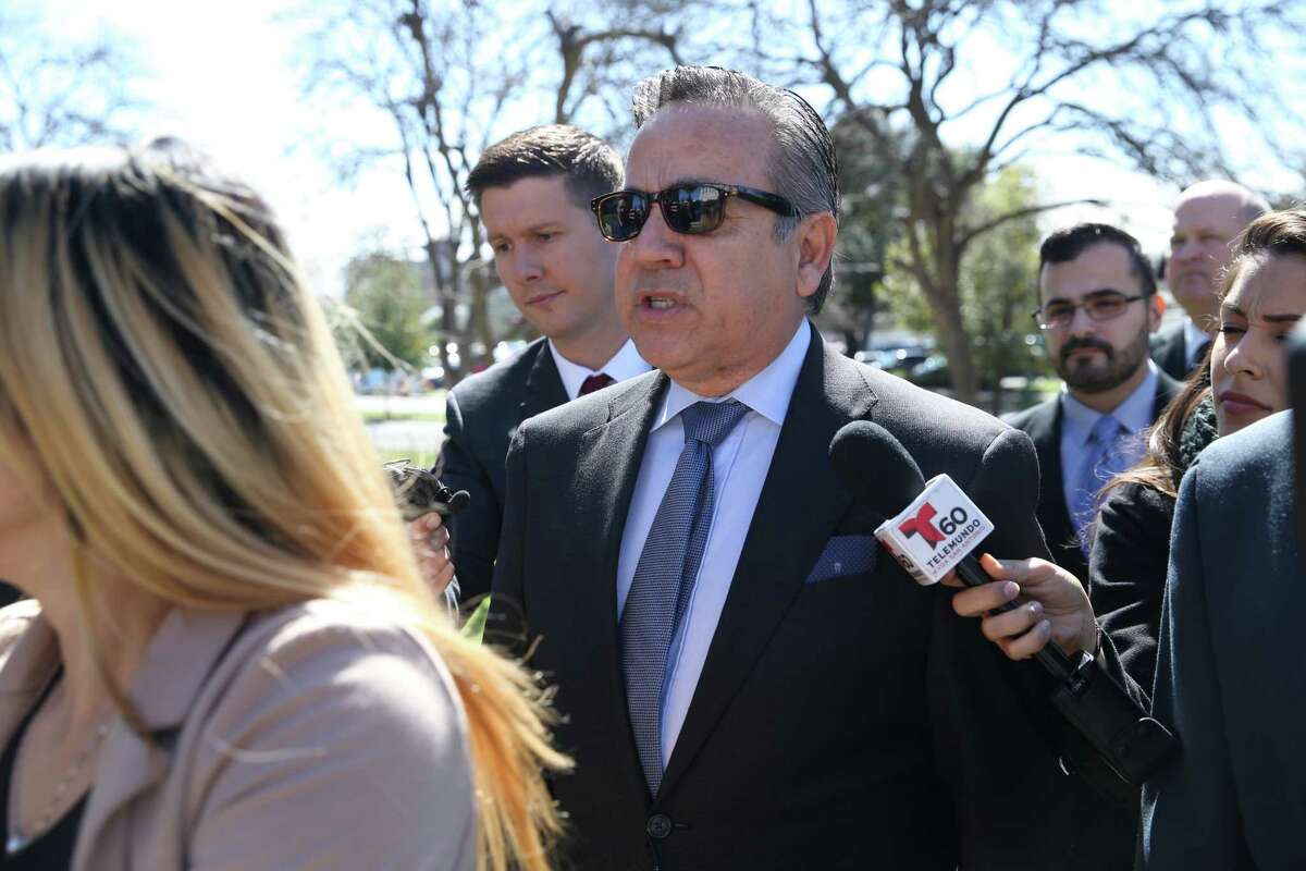 Former state Sen. Carlos Uresti gets 5 years in prison in bribery case