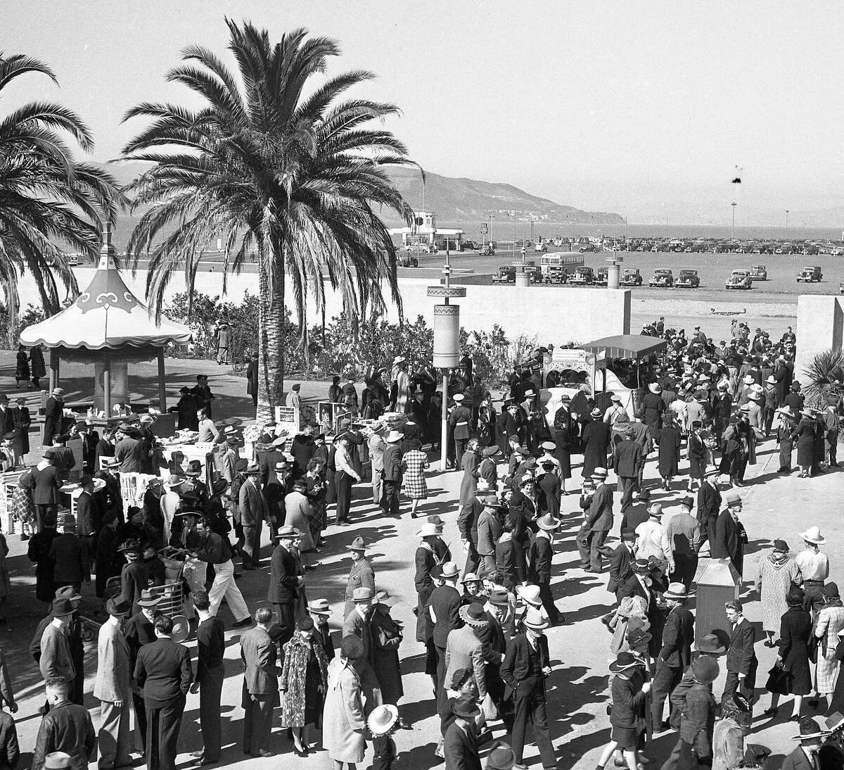 At SF’s 1939 World’s Fair, a mad dash to be first through the gates