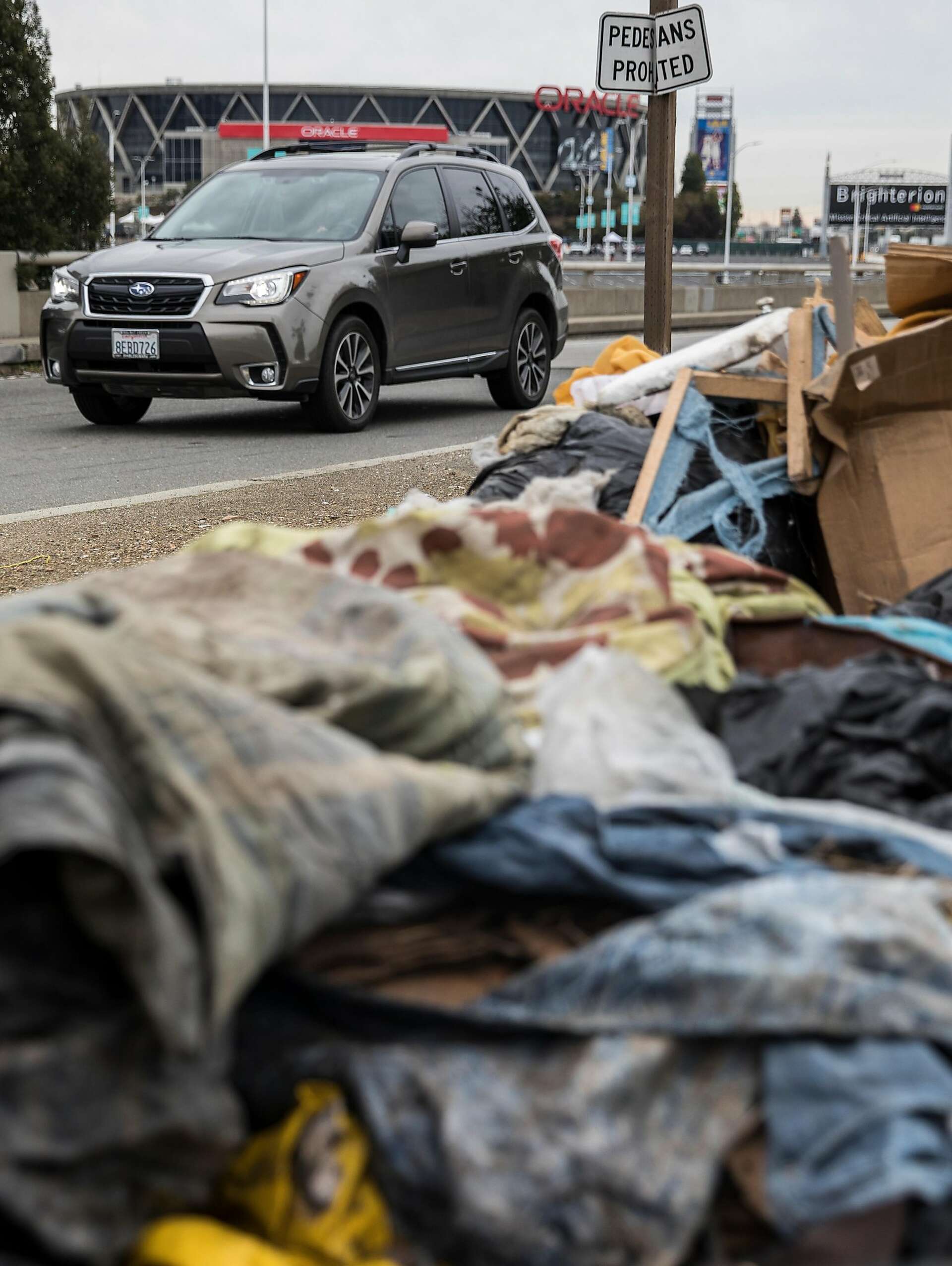 All that trash on Bay Area highways? Caltrans under threat of fines if ...