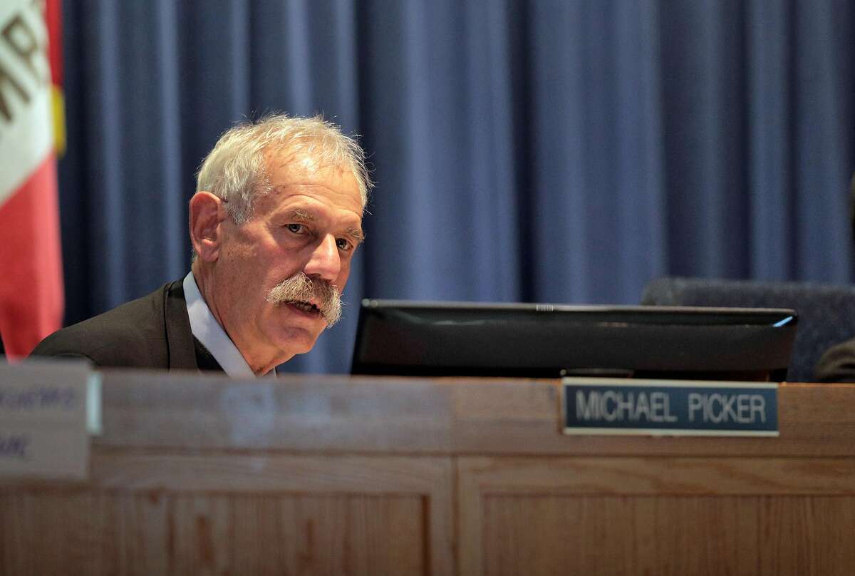 California Public Utilities Commission President Michael Picker to step ...