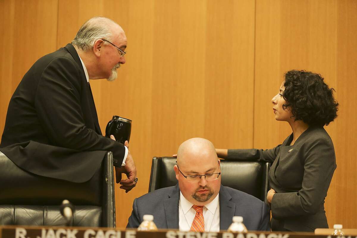 Democrats bring engagement, marathon meetings to Harris County ...