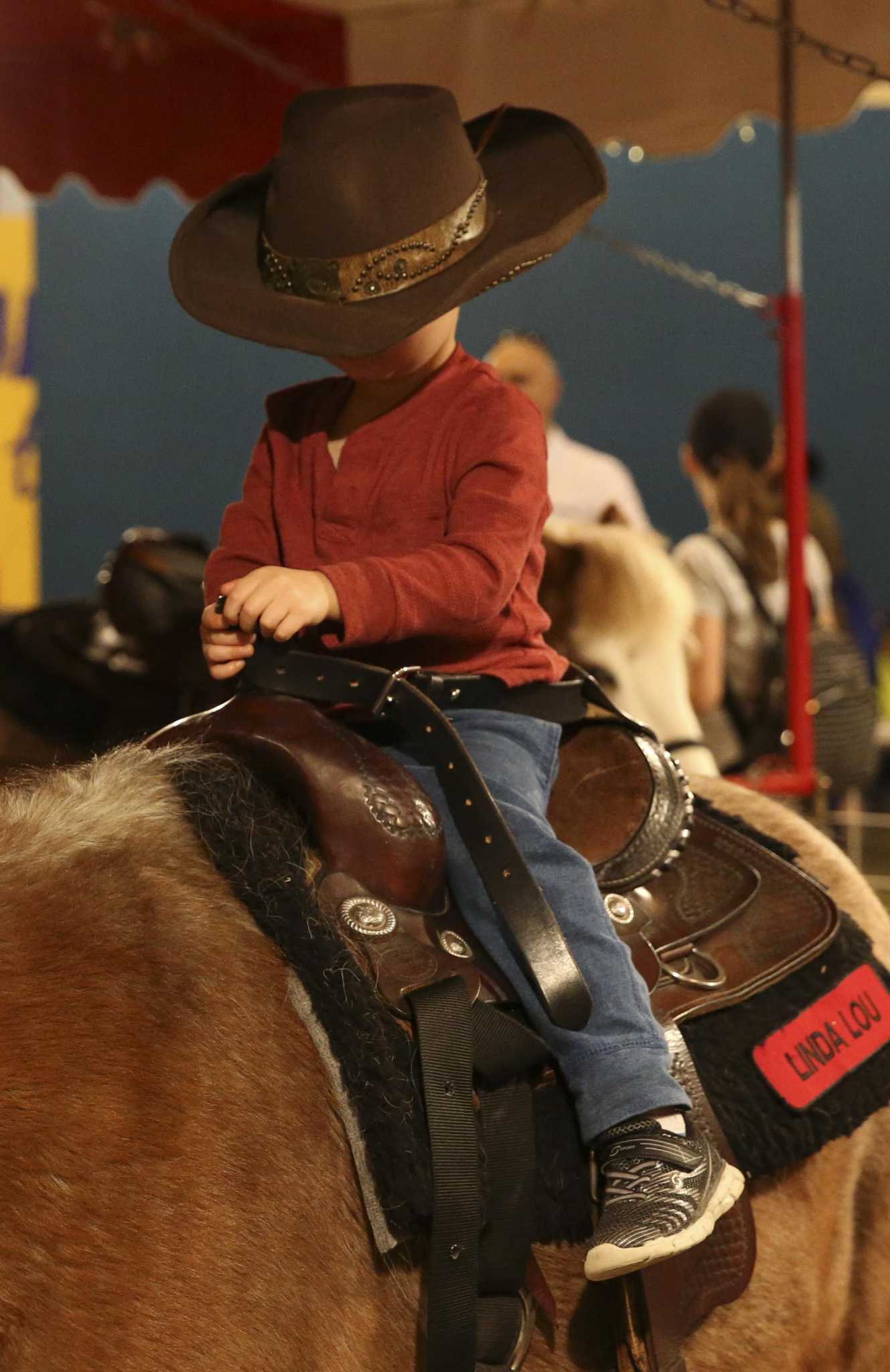 5 ways kids can have fun at the rodeo