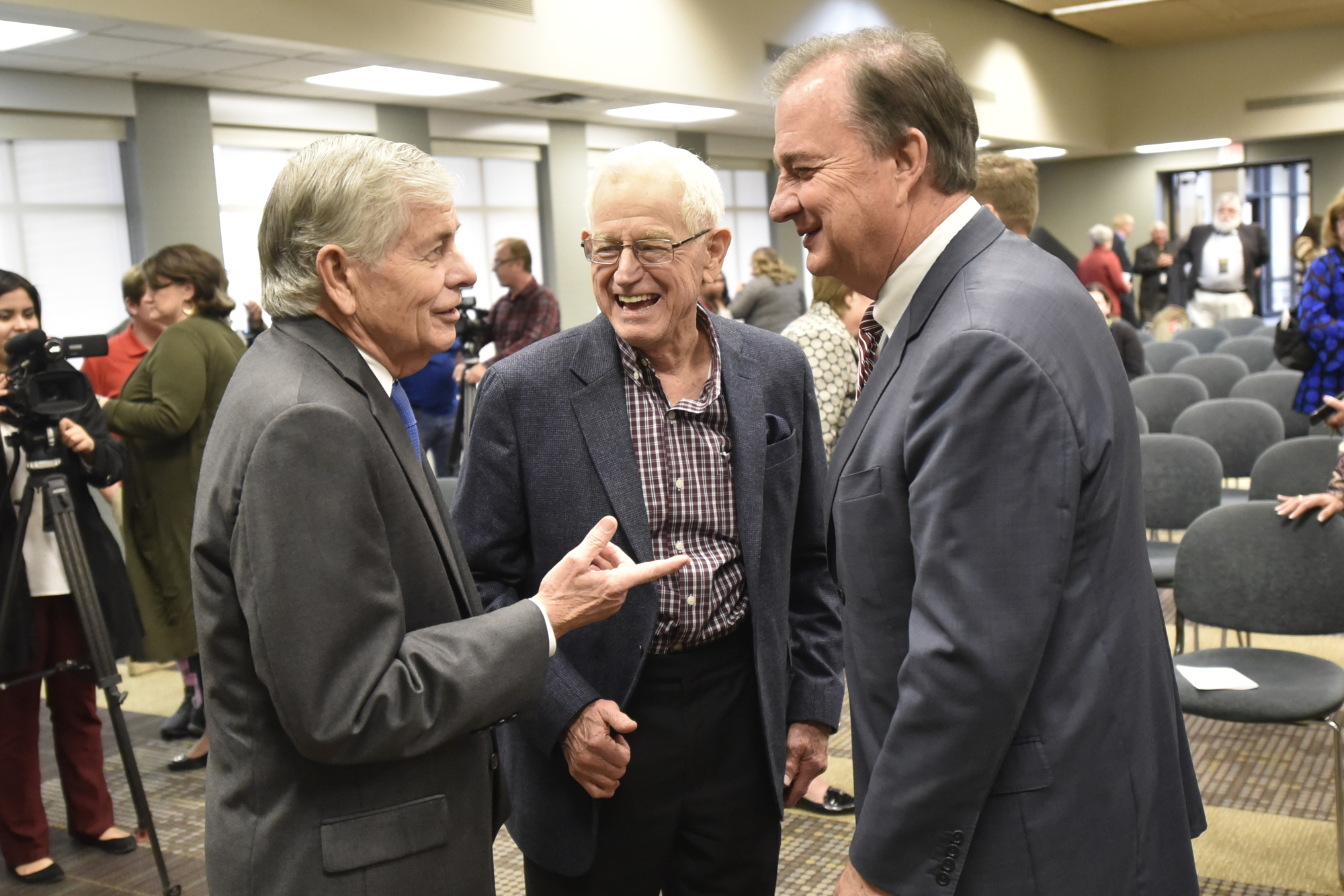 Jim Henry honored with Top Pioneer Award